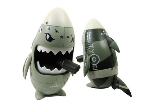 ToyQube 2008 Huck Gee Nemo Sharky Spit-Fire MK1 Grey Ver 8" Vinyl Figu ...