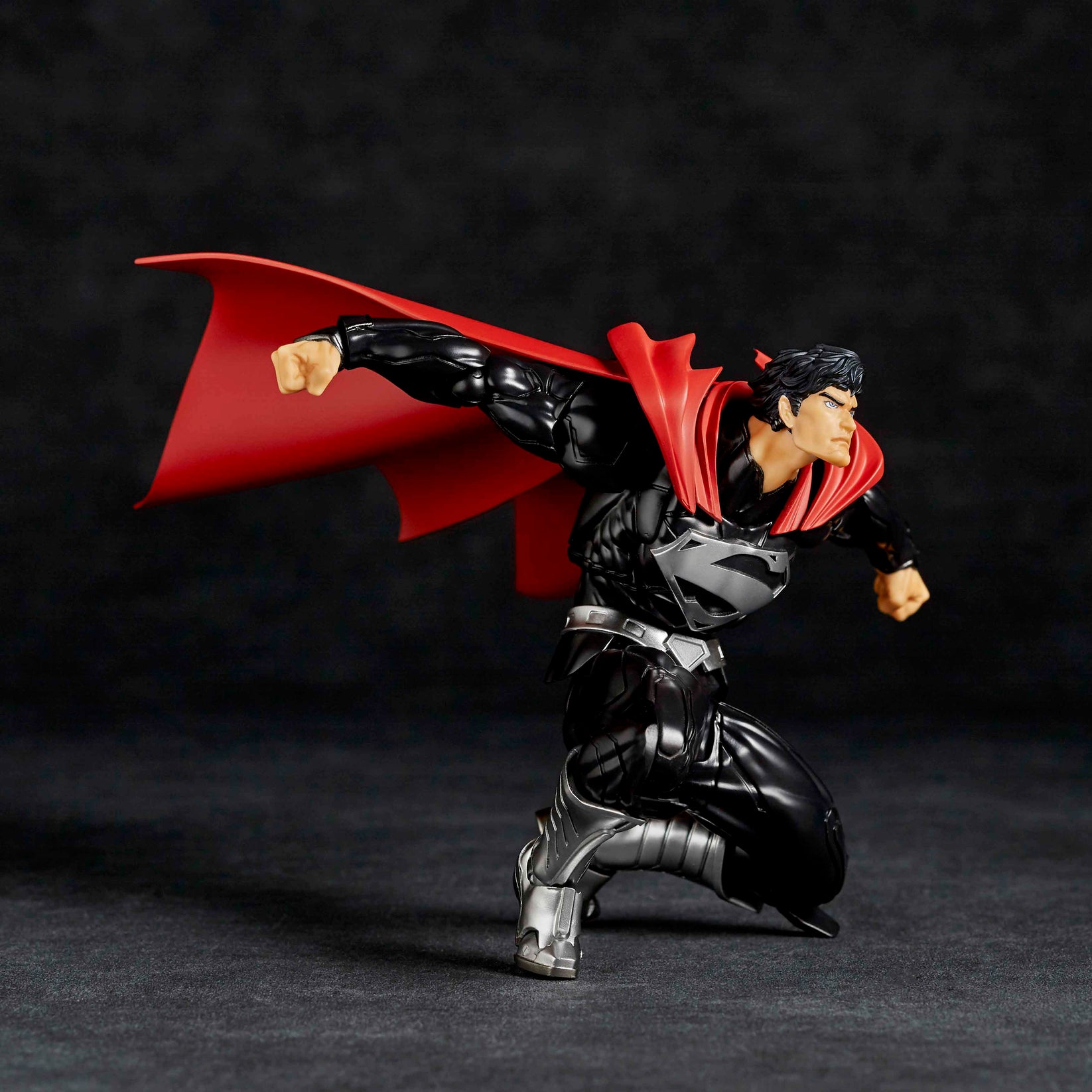 Kaiyodo Revoltech Amazing Yamaguchi 027EX DC Comics Superman Black Lim ...